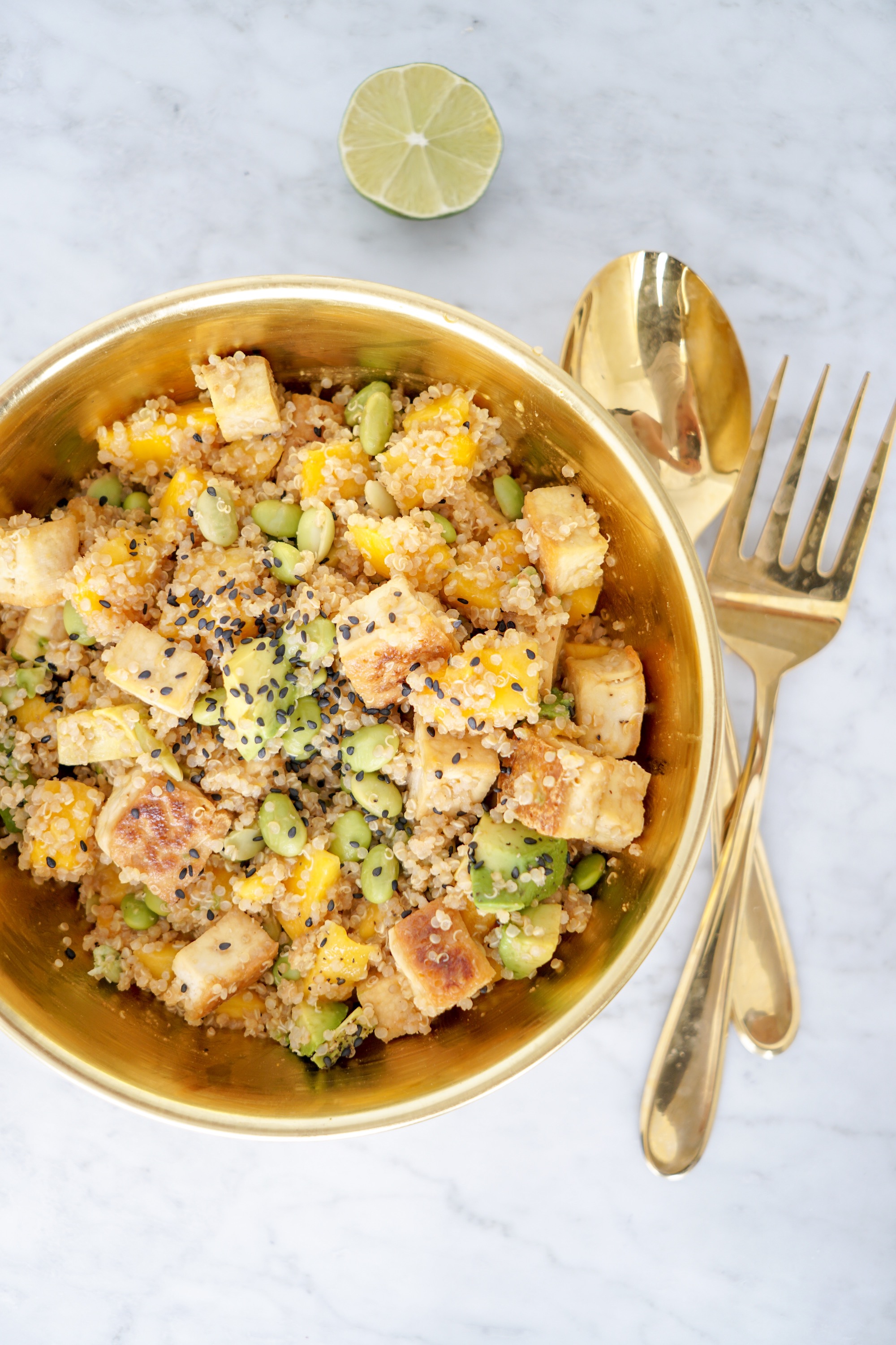 Mango Edamame Quinoa Salad - vegan, gluten-free // Whitney E. RD