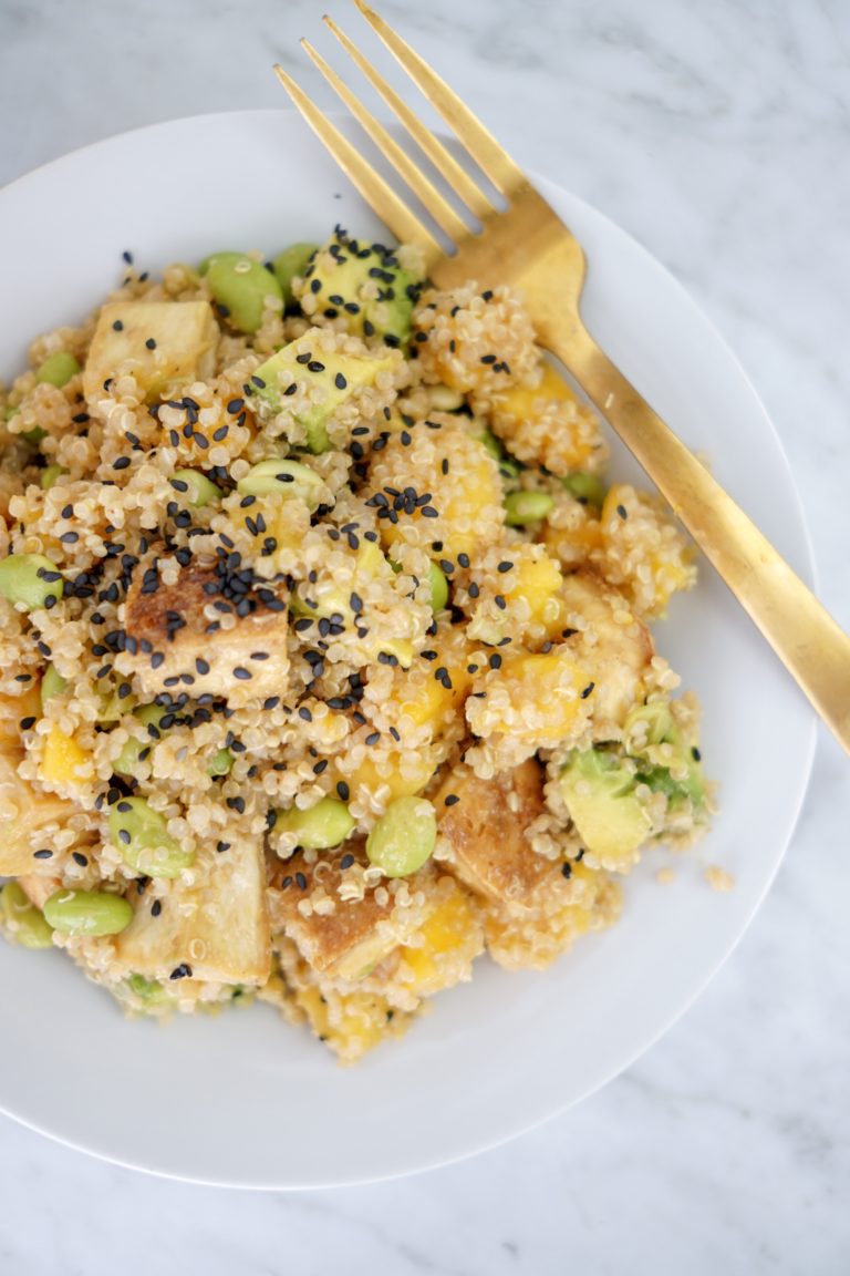 Mango Edamame Quinoa Salad - vegan, gluten-free // Whitney E. RD